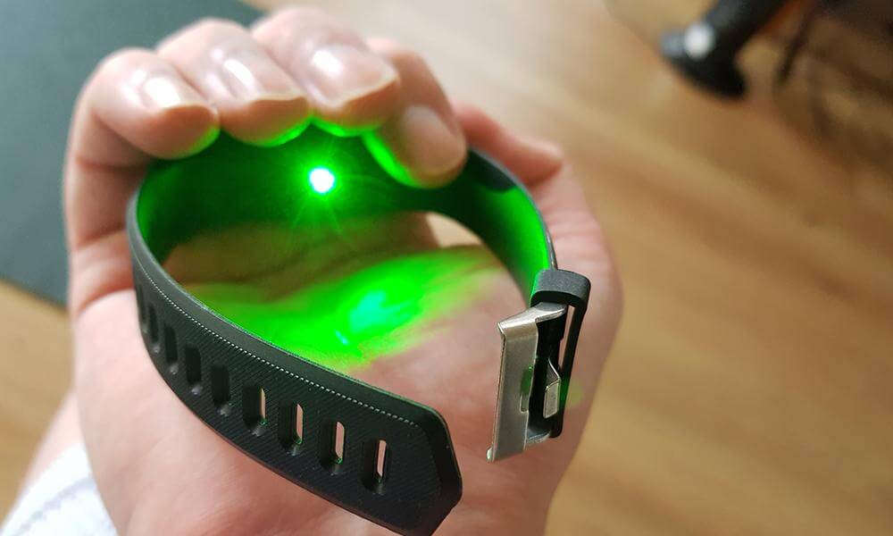 Trending Gadget | Heart Monitoring Smartwatch